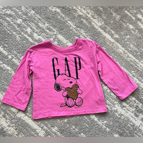 GAP | Shirts & Tops | Gap Snoopy Tshirt | Poshmark